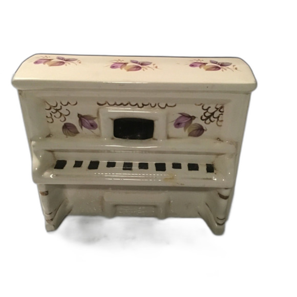Accents | Vintage Ceramic Music Box Shaped Like Piano With Flower ...